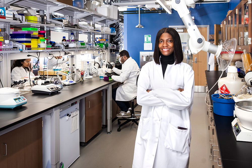 From Classroom to Cutting-Edge Research: Omolola Pioneers Solutions for Alzheimer’s and ...