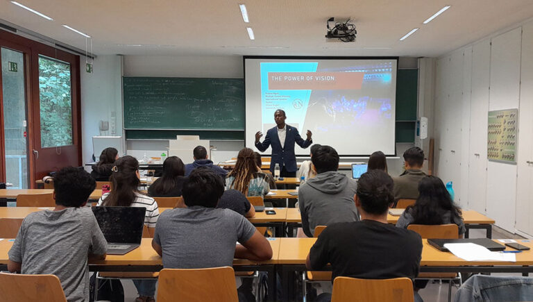 Foreign Students, Young Professionals and Expatriates Thank Roland ...